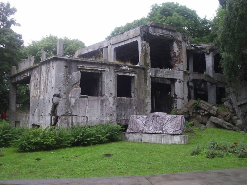 Private Westerplatte Tour by Car or Cruise Transport - The Tour Itself: Step-by-Step