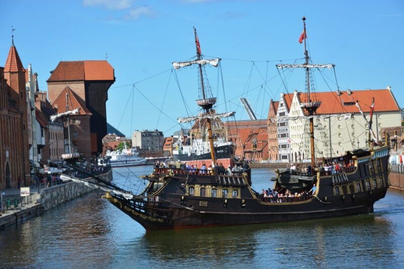 Private Westerplatte Tour by Car or Cruise Transport - FAQ