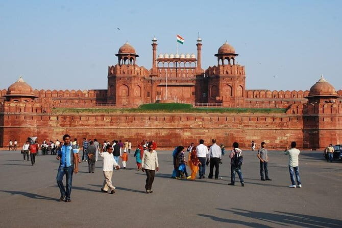Private Whole Day Old & New Delhi City Tour With Assistant By Car - Who Should Consider This Tour?
