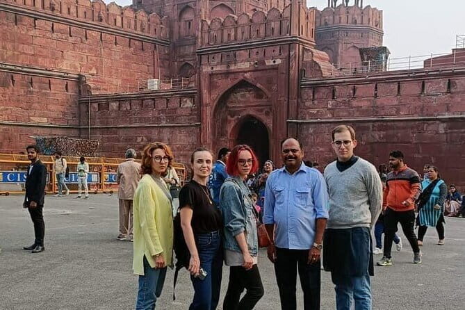 Private Whole Day Old & New Delhi City Tour With Assistant By Car - FAQs
