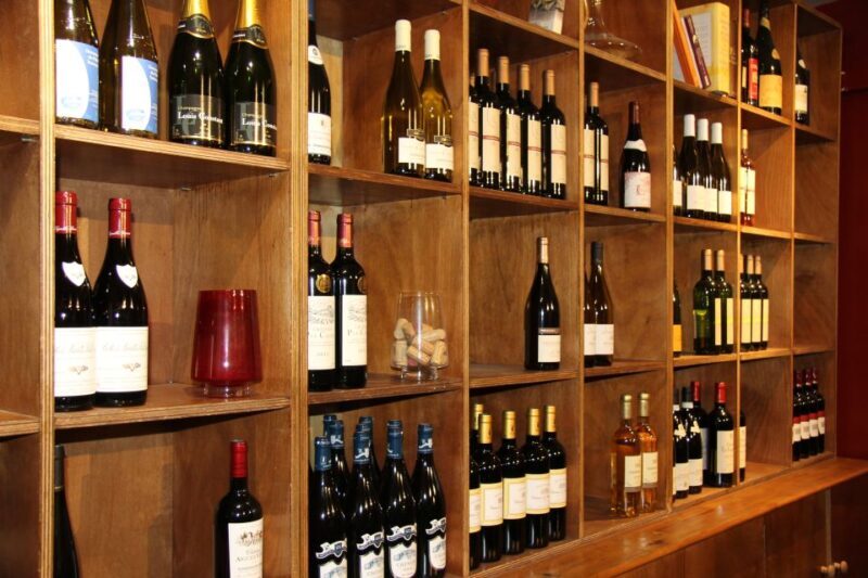 Private Wine and Chocolate Tasting Experience - The Setting and Meeting Details