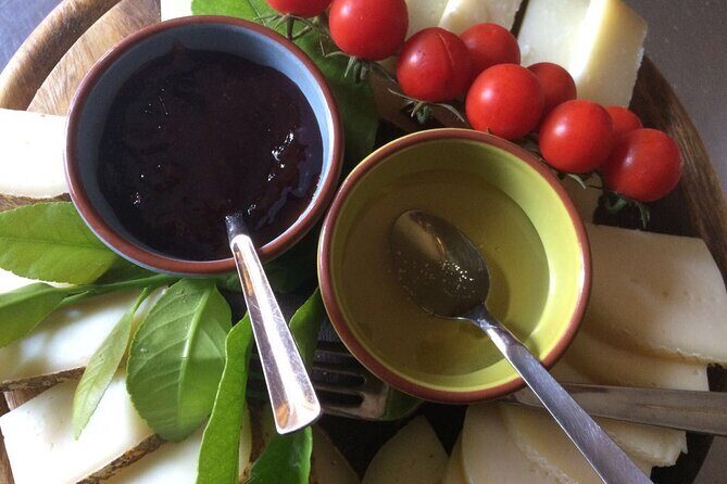Private Wine, Evo Oil, Balsamic Vinegar Experience & Meal - A Deep Dive into the Experience