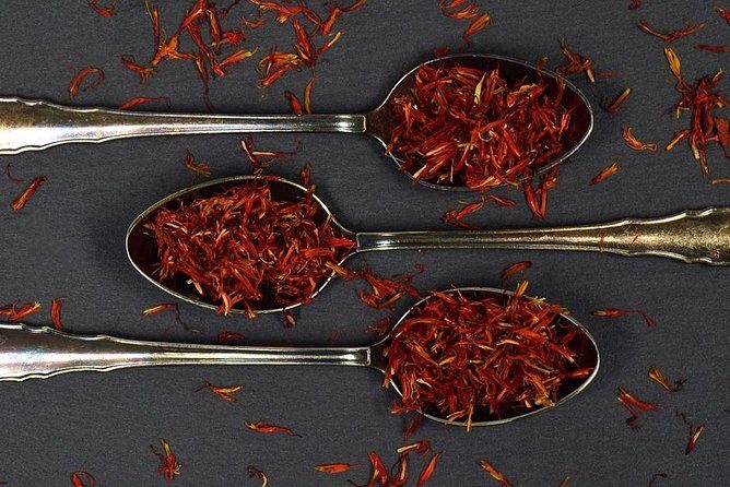 Private Wine & Evo Oil Tasting with Saffron Meal - Who Should Consider This Tour?