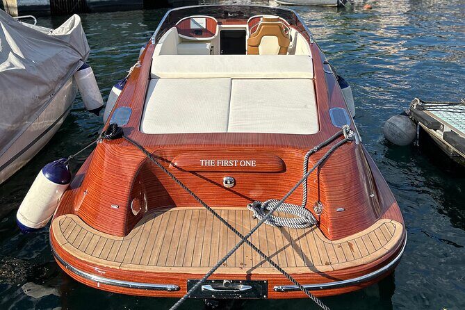 Private wooden boat tour on Lake Como - Who Will Benefit Most?