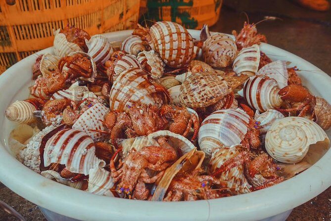 Private Xiamen Sea Food Market & Zhongshan Road Shopping and Eating Experience - Key Points