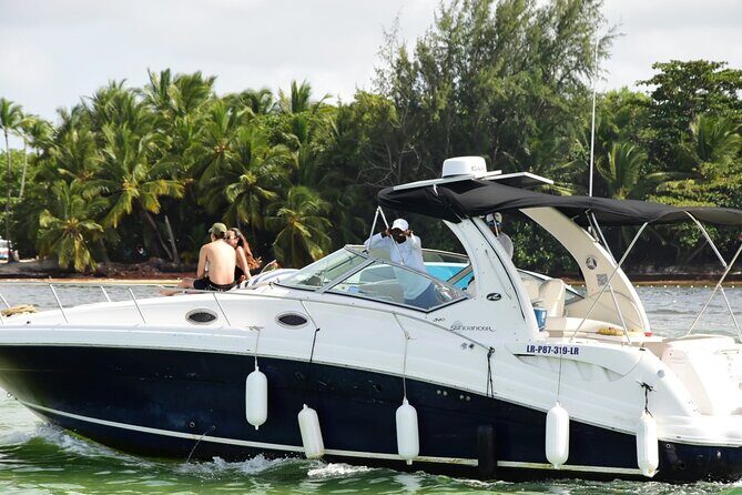 Private Yacht for Excursions in Punta Cana, Snorkeling and Booze - Key Points