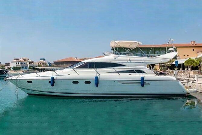 Private Yacht for Surprise Events / Birthday, Proposal, Anniversary, Party etc - In Closing