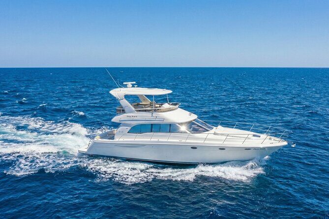 Private Yacht Rental 55 ft + 2 Jet Ski Rides | Miami Boat Tour - Miami Private Yacht & Jet Ski Tour: A Detailed Review