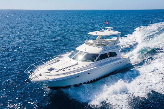 Private Yacht Rental 55 ft + 2 Jet Ski Rides | Miami Boat Tour - Key Points