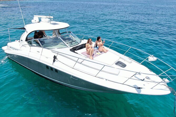 Private Yacht Sea Ray all-inclusive charter in Cabo - Who Should Consider This Tour?