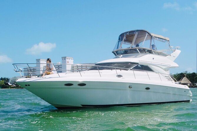 Private Yacht SeaRay 46ft Cancun 25P17 - Frequently Asked Questions (FAQs)