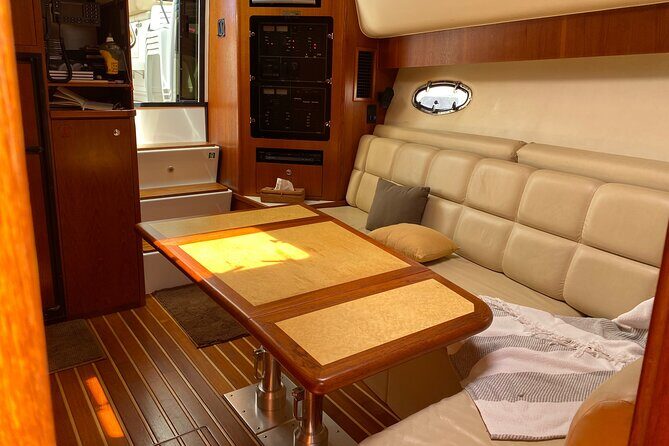 Private Yacht tour on Tahiti or Moorea lagoon - Introduction: Why Choose a Private Yacht Tour?