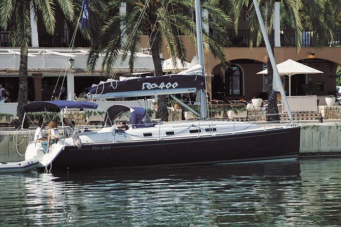 Private Yacht Tour With Whale and Dolphin Watching 42 Foot Boat - Why Choose This Yacht Tour?
