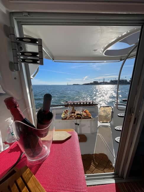 Private yacht tour with wines on board - Who Should Consider This Experience?