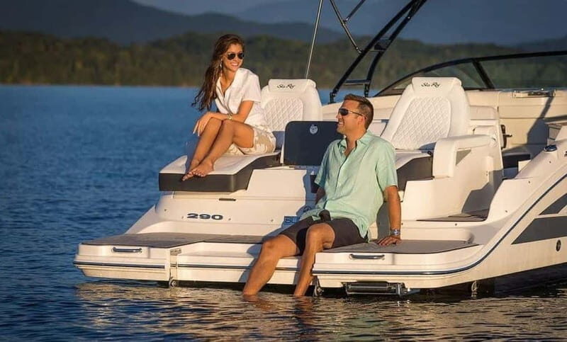 Private yacht trip along the Costa Blanca - A Day on the Water: What to Expect
