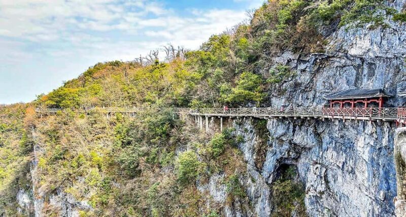 Private Zhangjiajie Tour: Avatar Mountains & Glass Bridge - Key Points