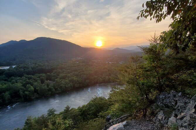 Privately Guided Sunset Hike - Exploring the Privately Guided Sunset Hike