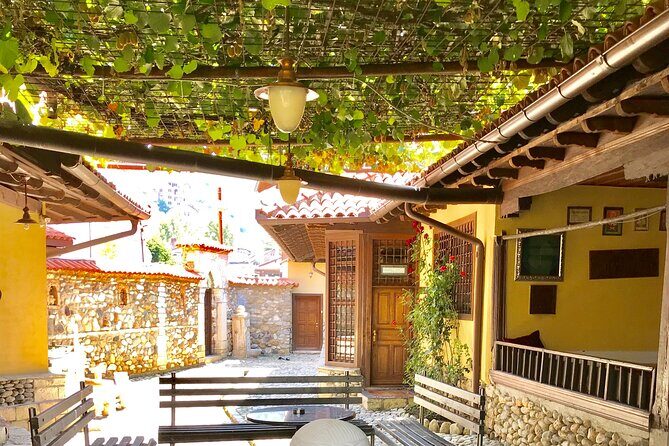 Prizren Walking Tour: Explore the Heritage of Open Museum City - Sinan Pasha Mosque: The Citys Most Visited Mosque