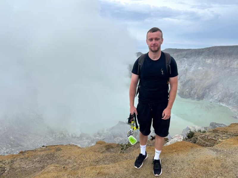 Probolinggo: Ijen Crater Blue Fire Tour with Transfer - Authenticity and Practical Tips