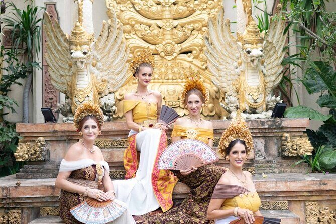 Professional Balinese dress Photoshoot - What Is the Professional Balinese Dress Photoshoot?