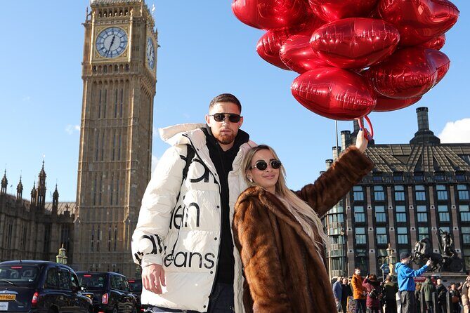 Professional Digital Photo with Red Heart Balloons Central London - What Makes This Tour Stand Out?