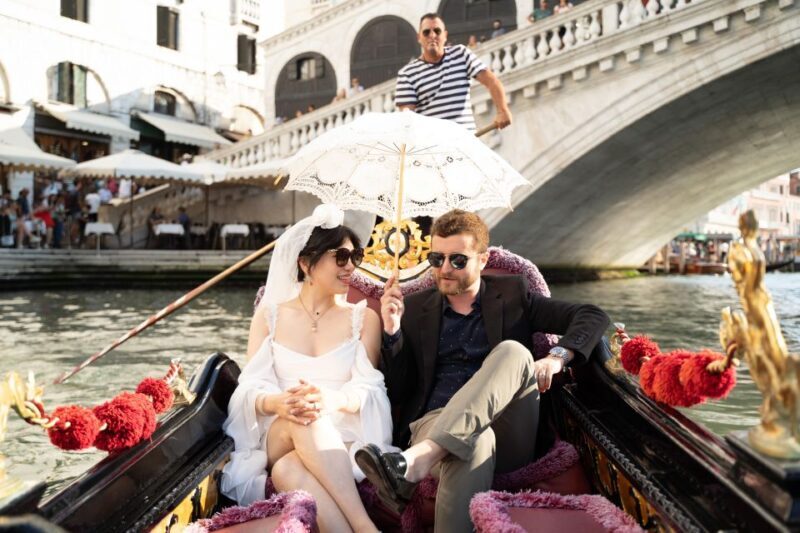 Professional Photoshoot in Venice - Is It Worth the Price?