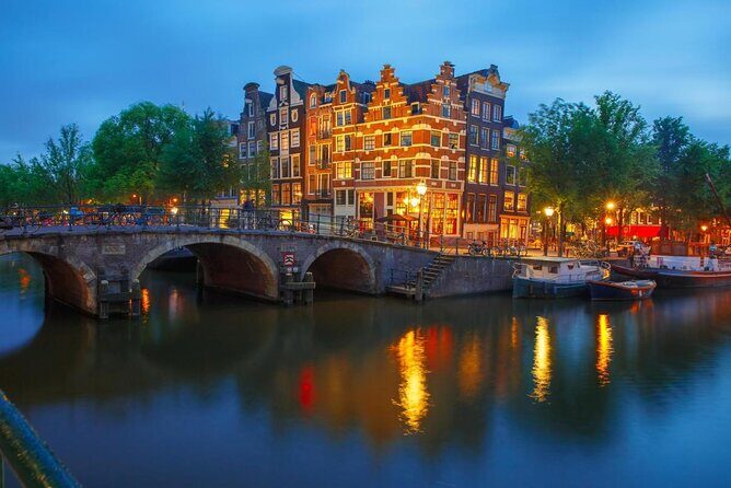 Professional Tinder Photo Session in Amsterdam - Key Points