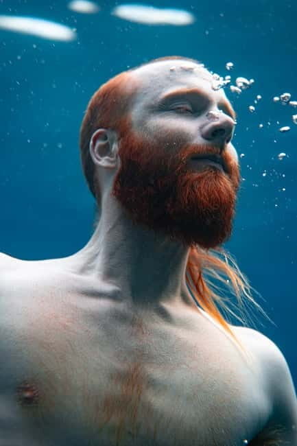 Professional underwater photo shoot in Radazul - Who Should Book This Experience?