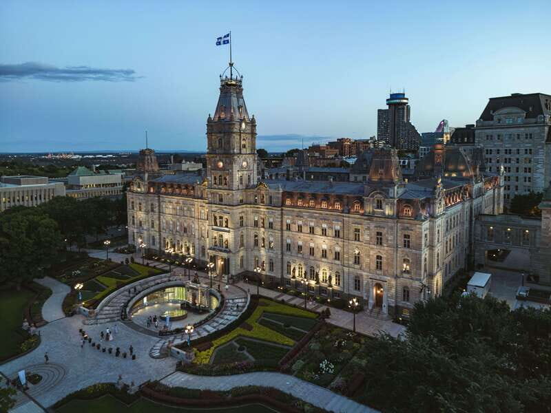Progressive Dinner on Grande-Allée and History Tour - Who Is This Tour Best For?