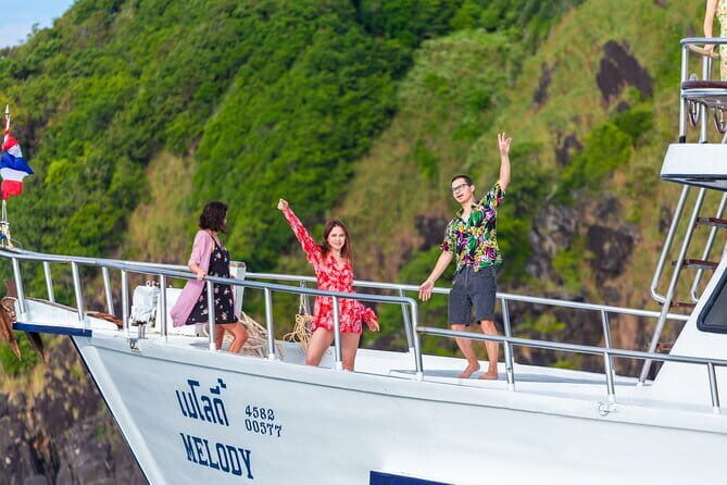 Promthep and Krating Cape Luxury Dinner Cruise - Key Points