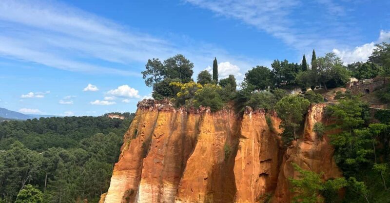 Provençal escape : discover the villages of the Luberon - Key Points
