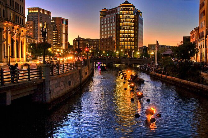 Providence WaterFire Boat Rides - What Makes the Providence WaterFire Boat Rides Special?