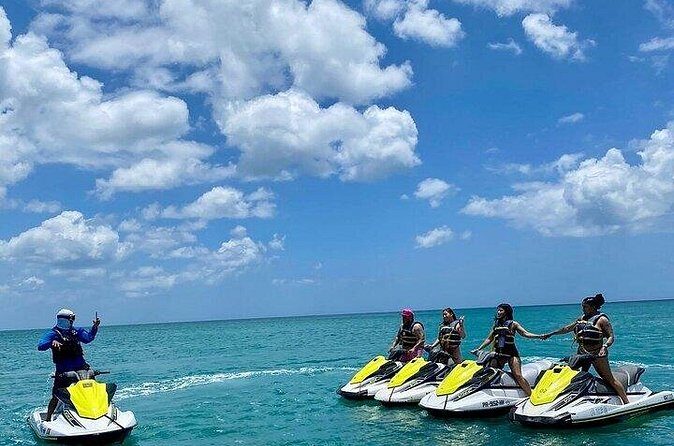 Providenciales Jet Ski Tour to Iguana Bay Island and Shipwreck - Who Will Love This Tour?