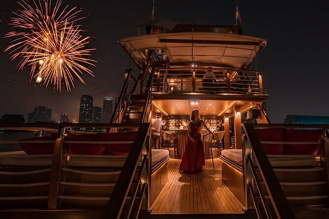 Pruek Michelin Fine Dining Cruise with City Views in Bangkok - Dining Experience: Food and Drinks