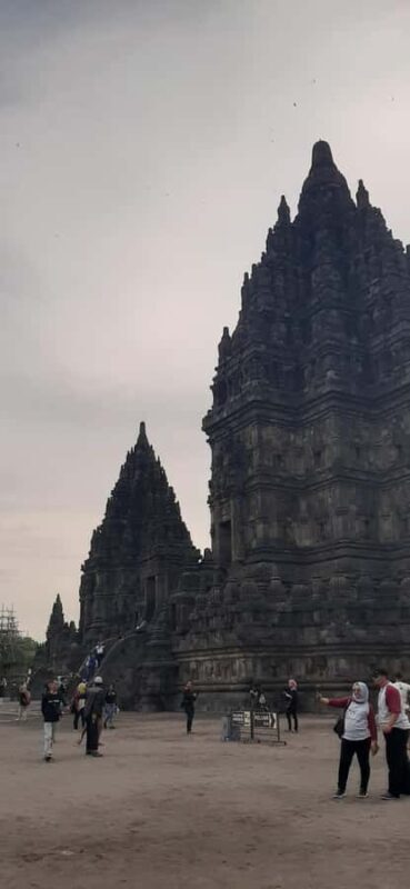 Pruvate Car Yogyakarta: Prambanan Afternoon Sunsite Trip - Key Points