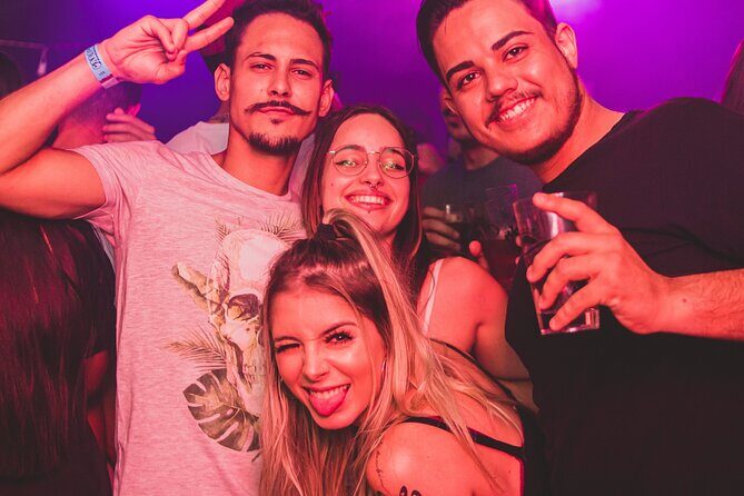 Pub Crawl Ponta Delgada Sao Miguel Azores - A Full Look at the Pub Crawl Experience in Ponta Delgada