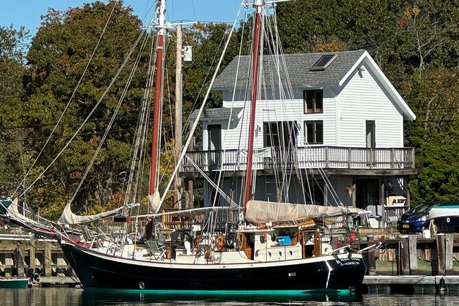 Public Schooner Sail in Greenport - What the Experience Entails