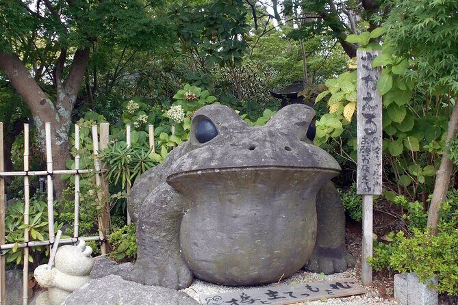 Public Temple and Shrine Bus Tour from Fukuoka - An Overview of the Tour Experience