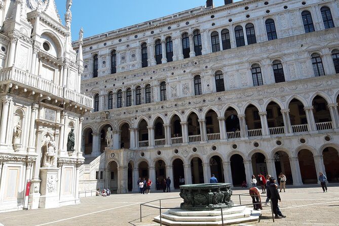Public Tour: Powerful Venice - Who Will Get the Most Out of This Tour?