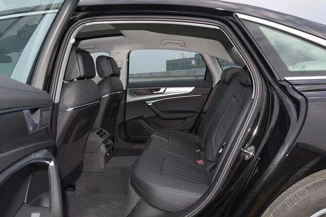 Pudong Airport (PVG) private transfer to downtown hotels Shanghai - Experience Authenticity and Reliability