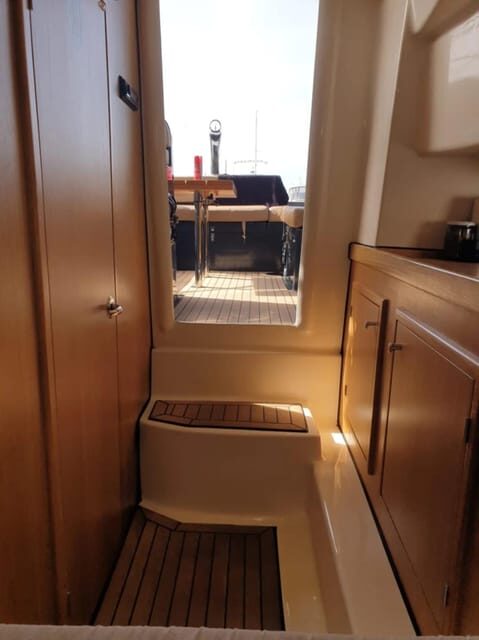 Puerto Banus: Boat Charter Moonday Yacht - Key Points