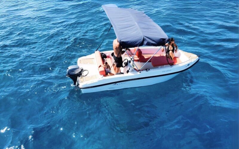 Puerto Colon: La Nina Boat self drive, No licence Tenerife - The Sum Up