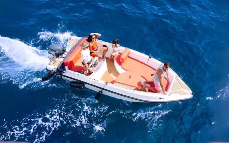 Puerto Colon: La Nina Boat self drive, No licence Tenerife - FAQ