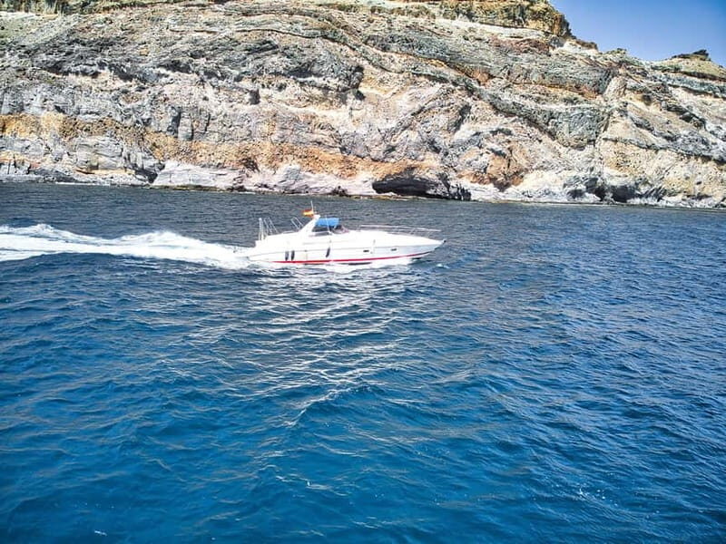 Puerto de Mogán: PRIVATE Yacht for up to 10 persons - Key Points