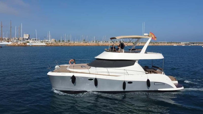 Puerto del Carmen: 2h Private Sunset Catamaran Tour w/Drinks - Real Guest Experiences and What They Highlight