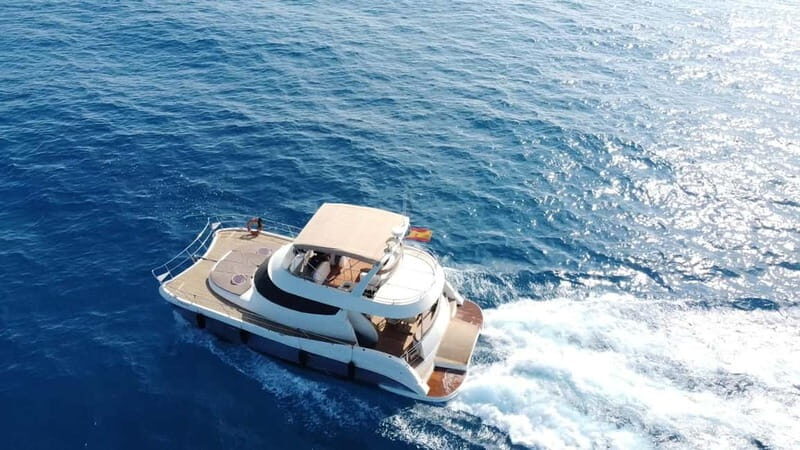 Puerto del Carmen: 2h Private Sunset Catamaran Tour w/Drinks - Cost and Value Analysis