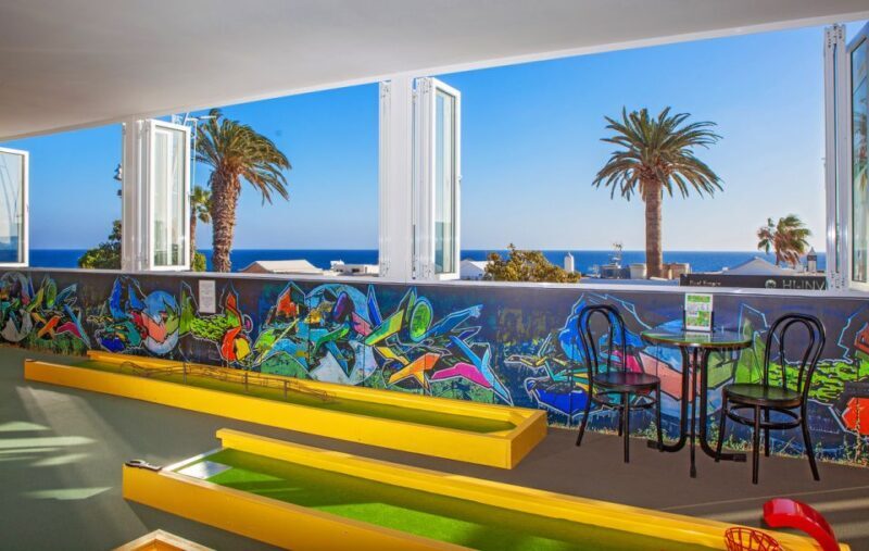 Puerto del Carmen: Indoor 18 hole Crazy Mini Golf Experience - Key Points