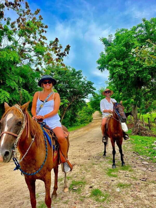 Puerto Escondido: Horseback Riding Along the Countryside - An Authentic Ride Through the Oaxaca Countryside