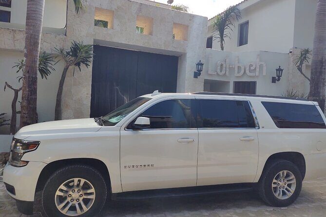 Puerto Morelos Luxury Transportation From & To Cancun Airport - Breakdown of the Experience