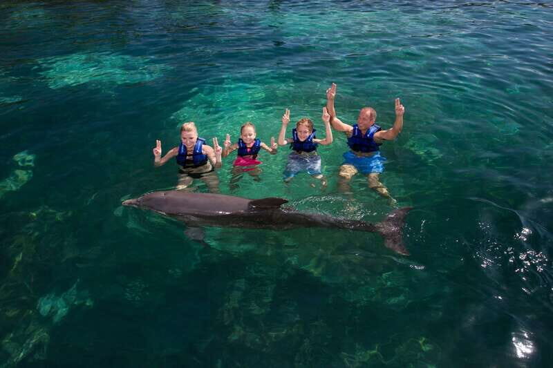 Puerto Morelos: Swim with dolphins Primax - Practicalities and Considerations